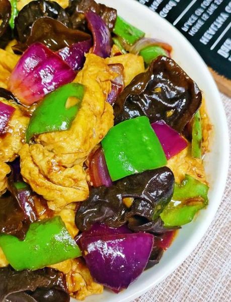 洋葱木耳炒鸡蛋有毒吗_洋葱木耳炒鸡蛋会中毒吗-第2张图片-山城妙识