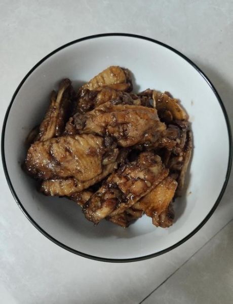 可乐鸡翅汤汁怎么变浓稠_可乐鸡翅收汁技巧-第1张图片-山城妙识