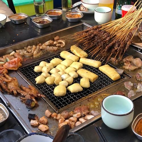 地摊小吃有哪些_摆摊卖什么最火-第1张图片-山城妙识 地摊小吃有哪些_摆摊卖什么最火-第1张图片-山城妙识