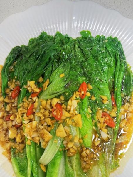 蒜泥生菜怎么炒才脆_蒜泥生菜焯水还是直接炒-第1张图片-山城妙识 蒜泥生菜怎么炒才脆_蒜泥生菜焯水还是直接炒-第1张图片-山城妙识