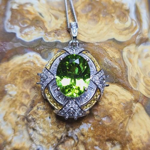 橄榄石价格一般是多少_橄榄石多少钱一克拉-第1张图片-山城妙识 橄榄石价格一般是多少_橄榄石多少钱一克拉-第1张图片-山城妙识