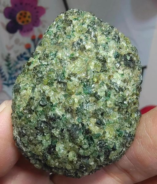 橄榄石价格一般是多少_橄榄石多少钱一克拉-第3张图片-山城妙识 橄榄石价格一般是多少_橄榄石多少钱一克拉-第3张图片-山城妙识