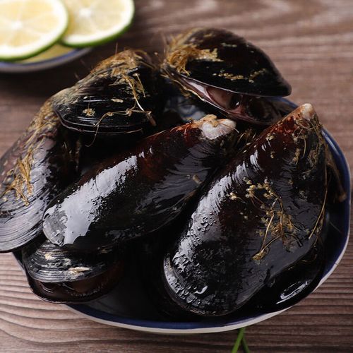 青口贝肚子里黑色的能吃吗_青口贝黑色部分处理方法-第2张图片-山城妙识