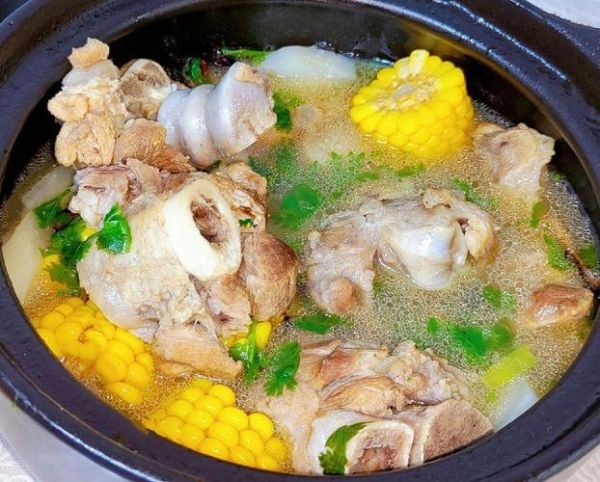 棒骨汤放什么食材最好_棒骨汤加什么最补钙-第1张图片-山城妙识 棒骨汤放什么食材最好_棒骨汤加什么最补钙-第1张图片-山城妙识