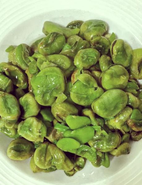 鲜蚕豆怎么做好吃_鲜蚕豆最简单的家常做法-第1张图片-山城妙识