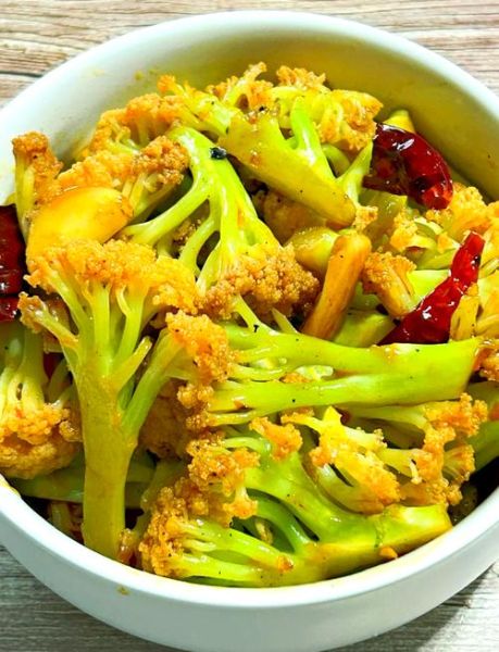 水煮花菜怎么做好吃_水煮花菜焯水几分钟-第1张图片-山城妙识