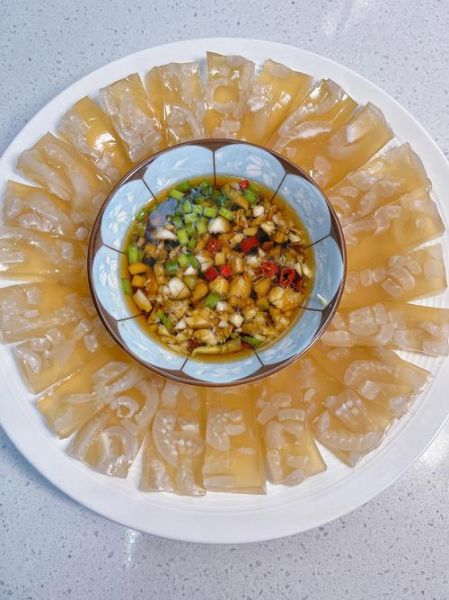 皮冻怎么熬制_皮冻熬多久才Q弹-第1张图片-山城妙识 皮冻怎么熬制_皮冻熬多久才Q弹-第1张图片-山城妙识