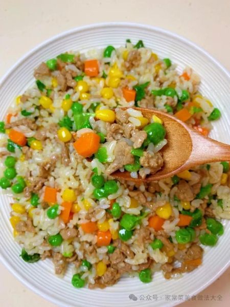 什锦炒饭和扬州炒饭的区别_哪个更好吃-第3张图片-山城妙识