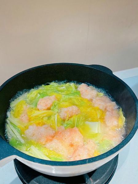 虾滑汤放什么菜好吃_虾滑汤配菜推荐-第1张图片-山城妙识 虾滑汤放什么菜好吃_虾滑汤配菜推荐-第1张图片-山城妙识