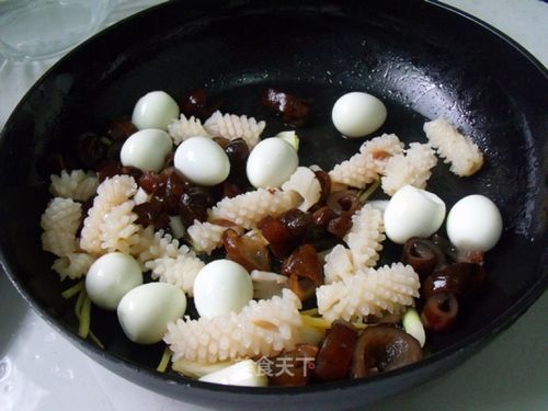 鱿鱼海参烧三鲜怎么做_三鲜是哪三鲜-第3张图片-山城妙识