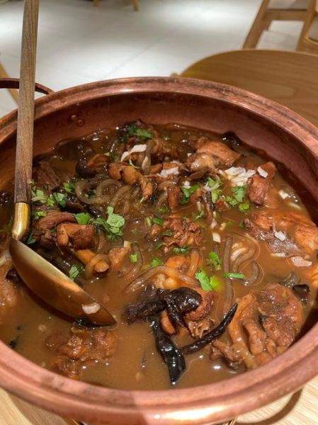 小鸡炖蘑菇下一句是什么_东北菜经典做法-第1张图片-山城妙识