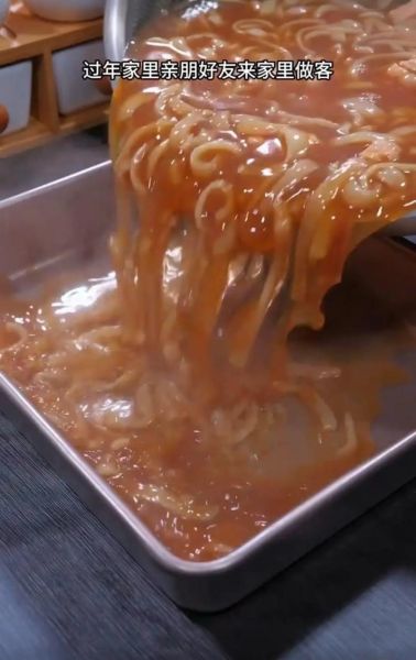 猪皮冻怎么做_猪皮冻的家常窍门-第2张图片-山城妙识