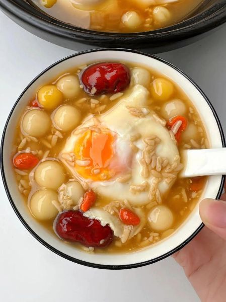 甜酒煮鸡蛋的做法窍门_甜酒鸡蛋怎么煮不腥-第1张图片-山城妙识 甜酒煮鸡蛋的做法窍门_甜酒鸡蛋怎么煮不腥-第1张图片-山城妙识