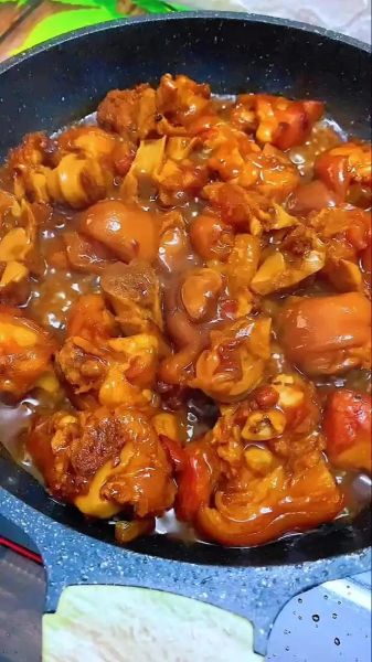 炖猪蹄放什么食材最香_怎么炖猪蹄最入味-第2张图片-山城妙识