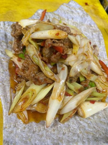 葱爆牛肉怎么做才嫩_正宗做法窍门-第2张图片-山城妙识