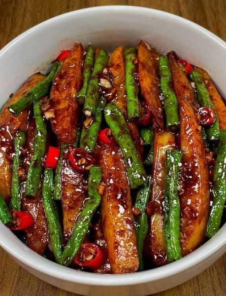 豆角土豆怎么炒好吃又简单_豆角土豆炒多久才熟-第2张图片-山城妙识 豆角土豆怎么炒好吃又简单_豆角土豆炒多久才熟-第2张图片-山城妙识