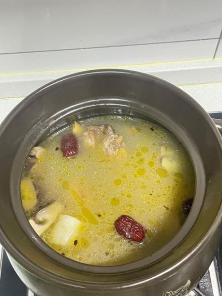 田鸡汤的做法_田鸡汤有什么功效-第2张图片-山城妙识