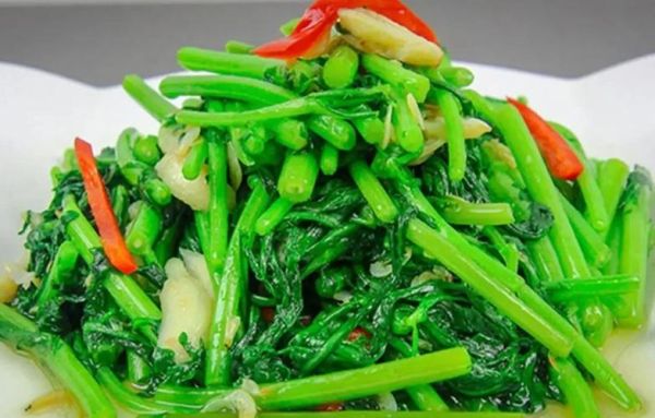 茼蒿菜怎么炒好吃_茼蒿菜炒几分钟才脆嫩-第3张图片-山城妙识