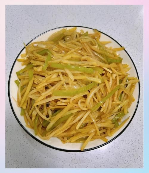 青椒土豆丝怎么做才脆_正宗家常做法步骤-第3张图片-山城妙识