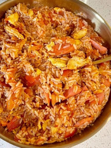 番茄炒饭怎么做_番茄炒饭需要哪些食材-第1张图片-山城妙识