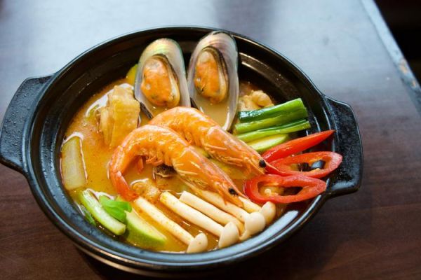 冬阴功煮什么菜好吃_冬阴功汤配菜推荐-第1张图片-山城妙识