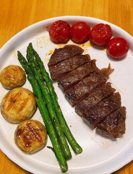 牛排怎么煎才嫩_西餐牛排做法视频-第1张图片-山城妙识 牛排怎么煎才嫩_西餐牛排做法视频-第1张图片-山城妙识