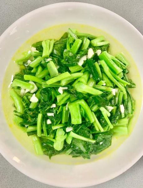 油菜心怎么炒好吃_油菜心焯水几分钟-第1张图片-山城妙识