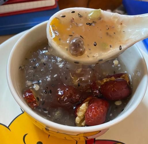 藕粉是凉性还是热性_藕粉适合体质虚寒的人吃吗-第2张图片-山城妙识