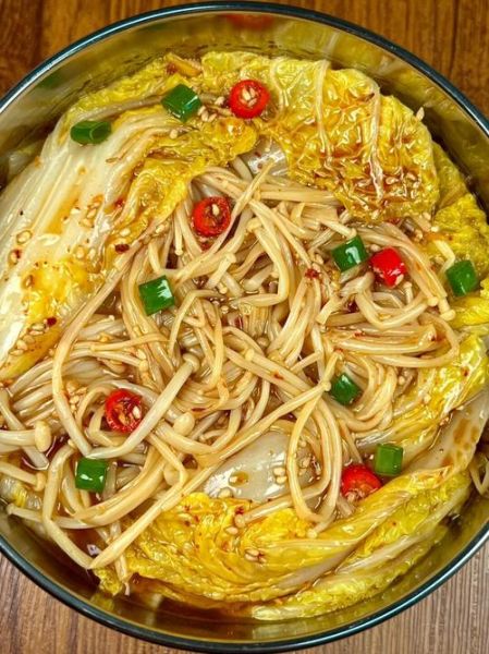 金针菇凉拌菜煮多久_金针菇焯水几分钟-第1张图片-山城妙识