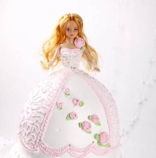 芭比娃娃蛋糕怎么做_芭比娃娃蛋糕需要哪些材料-第2张图片-山城妙识