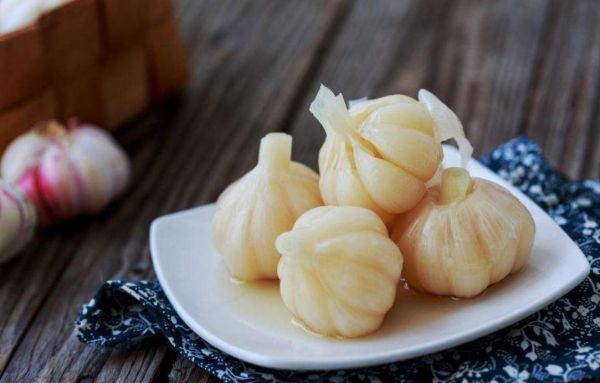 去皮大蒜瓣怎么腌好吃_腌制大蒜瓣的正确方法-第3张图片-山城妙识