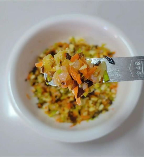 胡萝卜素三鲜饺子馅怎么做_胡萝卜素三鲜饺子馅营养价值-第2张图片-山城妙识