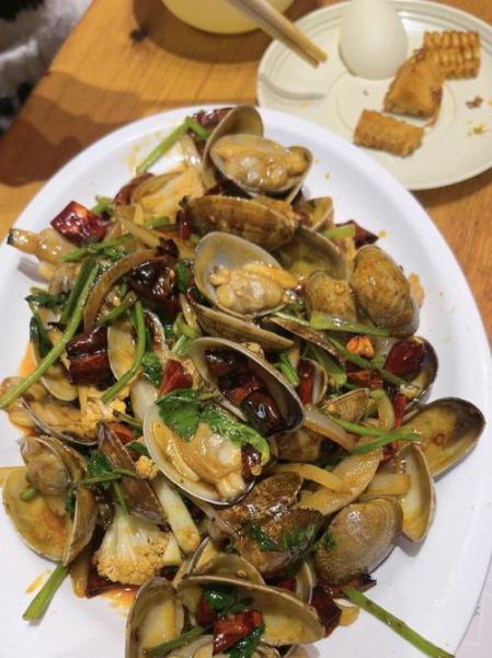 辣炒白蚬子怎么做_白蚬子需要焯水吗-第1张图片-山城妙识