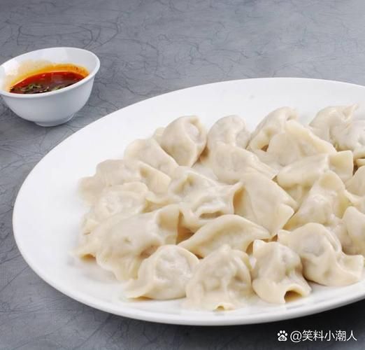 牛肉莲菜饺子馅怎么做_牛肉莲菜饺子馅不柴的窍门-第3张图片-山城妙识