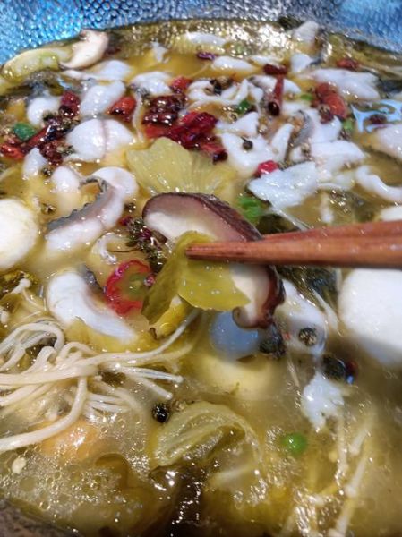 酸菜鱼怎么做_酸菜鱼最正宗的做法步骤-第3张图片-山城妙识