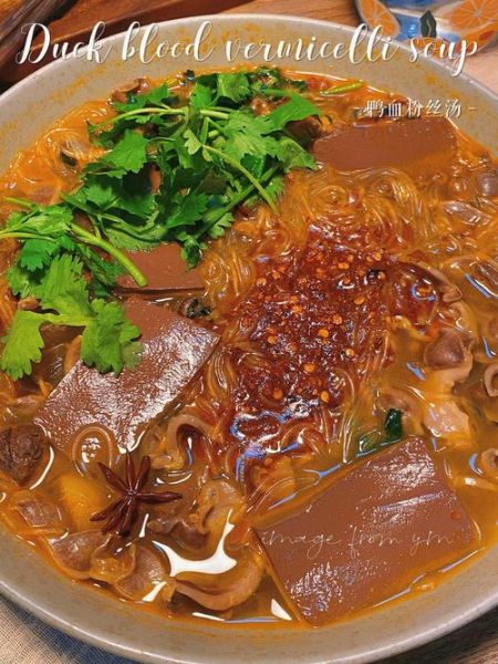 鸭血粉丝煲的做法_鸭血粉丝煲的热量高吗-第3张图片-山城妙识