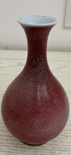 豇豆红釉瓶真假鉴别_豇豆红釉瓶价格多少钱-第1张图片-山城妙识