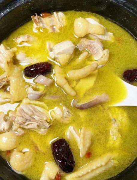 胡椒猪肚鸡煲汤怎么做_正宗做法步骤详解-第3张图片-山城妙识