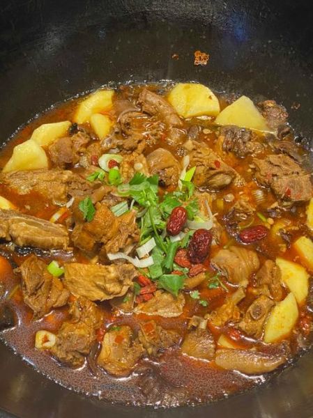 一锅炖的做法_家常一锅炖怎么做好吃-第1张图片-山城妙识