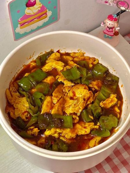 皮蛋虎皮青椒怎么做_皮蛋虎皮青椒的家常做法-第3张图片-山城妙识