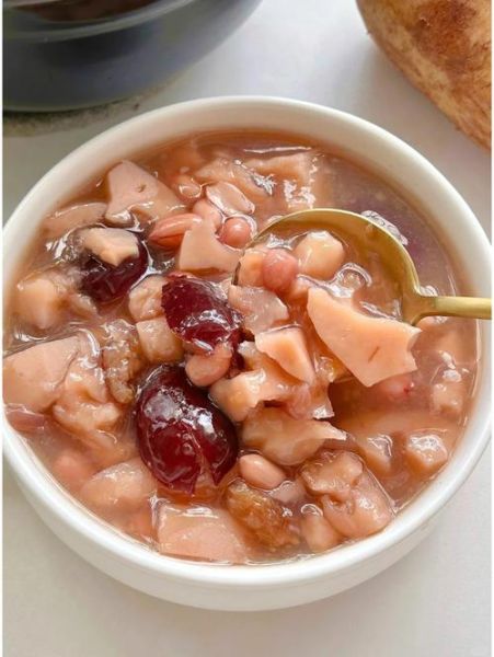 美颜养生汤怎么做_喝多久见效-第1张图片-山城妙识 美颜养生汤怎么做_喝多久见效-第1张图片-山城妙识