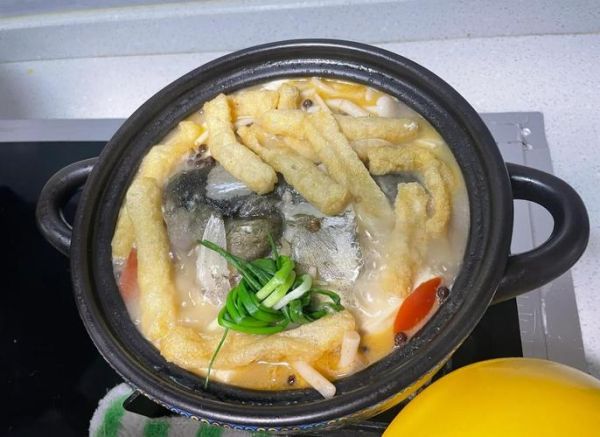 鱼头火锅怎么烧好吃_鱼头火锅汤底配方-第3张图片-山城妙识 鱼头火锅怎么烧好吃_鱼头火锅汤底配方-第3张图片-山城妙识