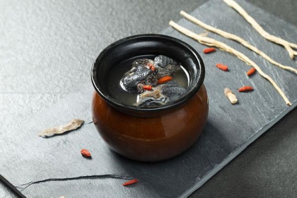 正宗南昌瓦罐汤怎么做_瓦罐汤用什么火候最香-第2张图片-山城妙识