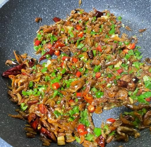 活的小虾米怎么做好吃_小虾米炒什么最香-第1张图片-山城妙识