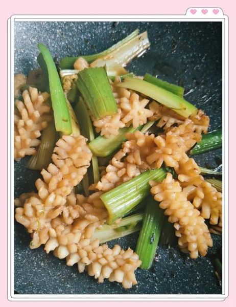 爆炒墨鱼花怎么做_爆炒墨鱼花焯水吗-第3张图片-山城妙识