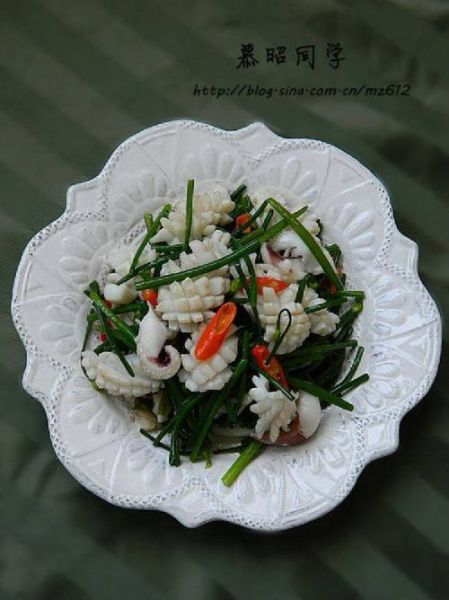 爆炒墨鱼花怎么做_爆炒墨鱼花焯水吗-第1张图片-山城妙识