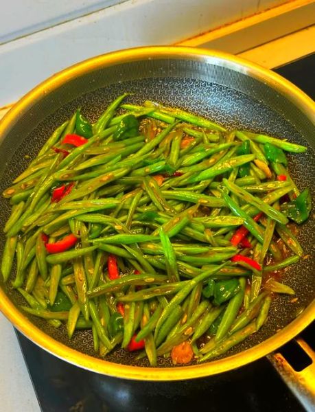 蒜蓉芸豆怎么炒才脆_蒜蓉芸豆要不要焯水-第1张图片-山城妙识