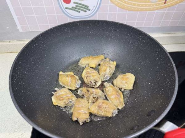 鸡翅腌制后焯水会没味道吗_焯水前要不要冲洗-第3张图片-山城妙识