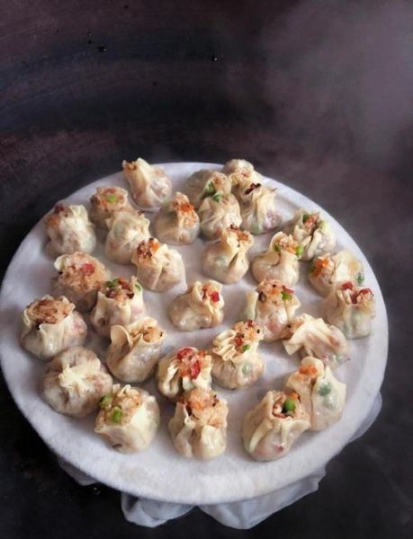 烧麦怎么做的_烧麦皮怎么擀才薄而不破-第3张图片-山城妙识