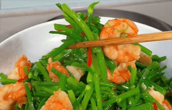 虾仁炒韭菜怎么做好吃_虾仁炒韭菜的窍门-第2张图片-山城妙识